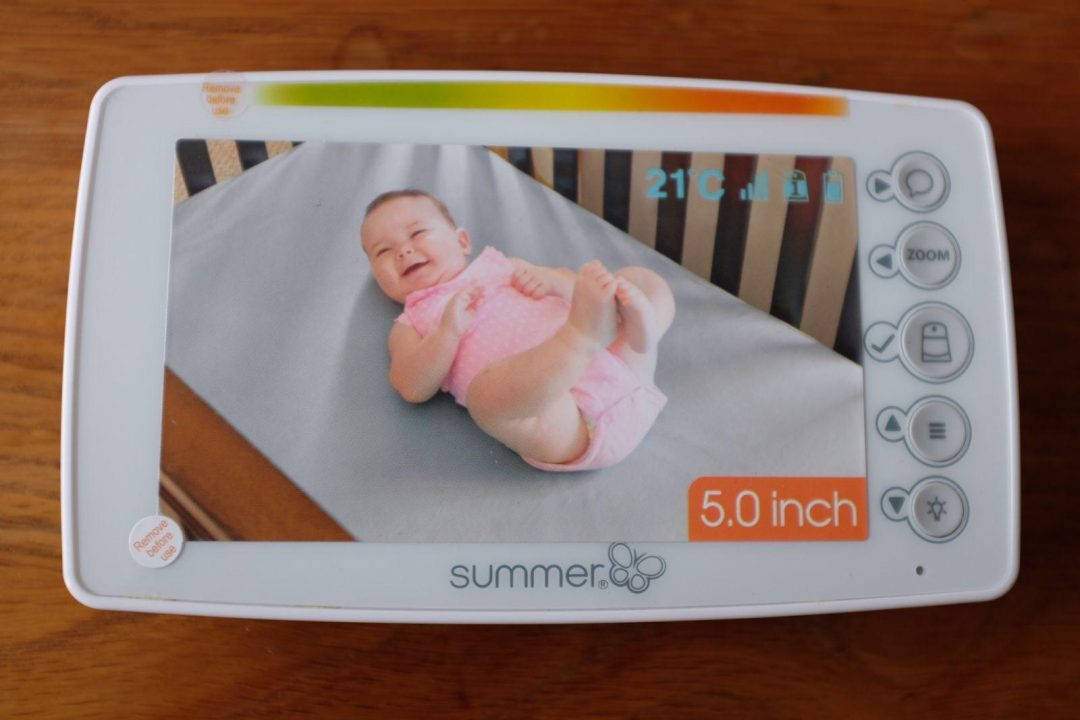 Summer Infant - Panorama Digital Color Video Monitor **REVIEW** - Run ...