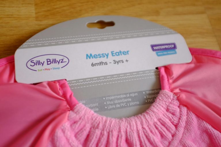Silly Billyz Messy Eater Bib **REVIEW** - Run Jump Scrap!