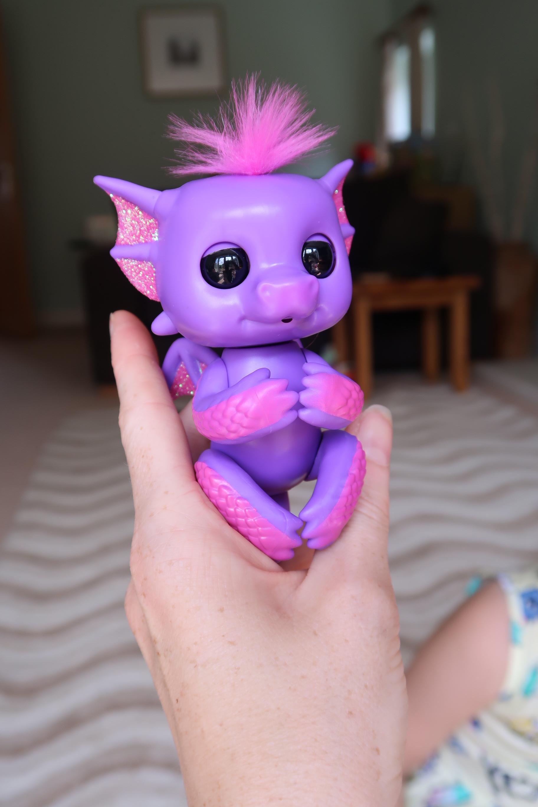 Baby Dragon Fingerlings - REVIEW - Run Jump Scrap!