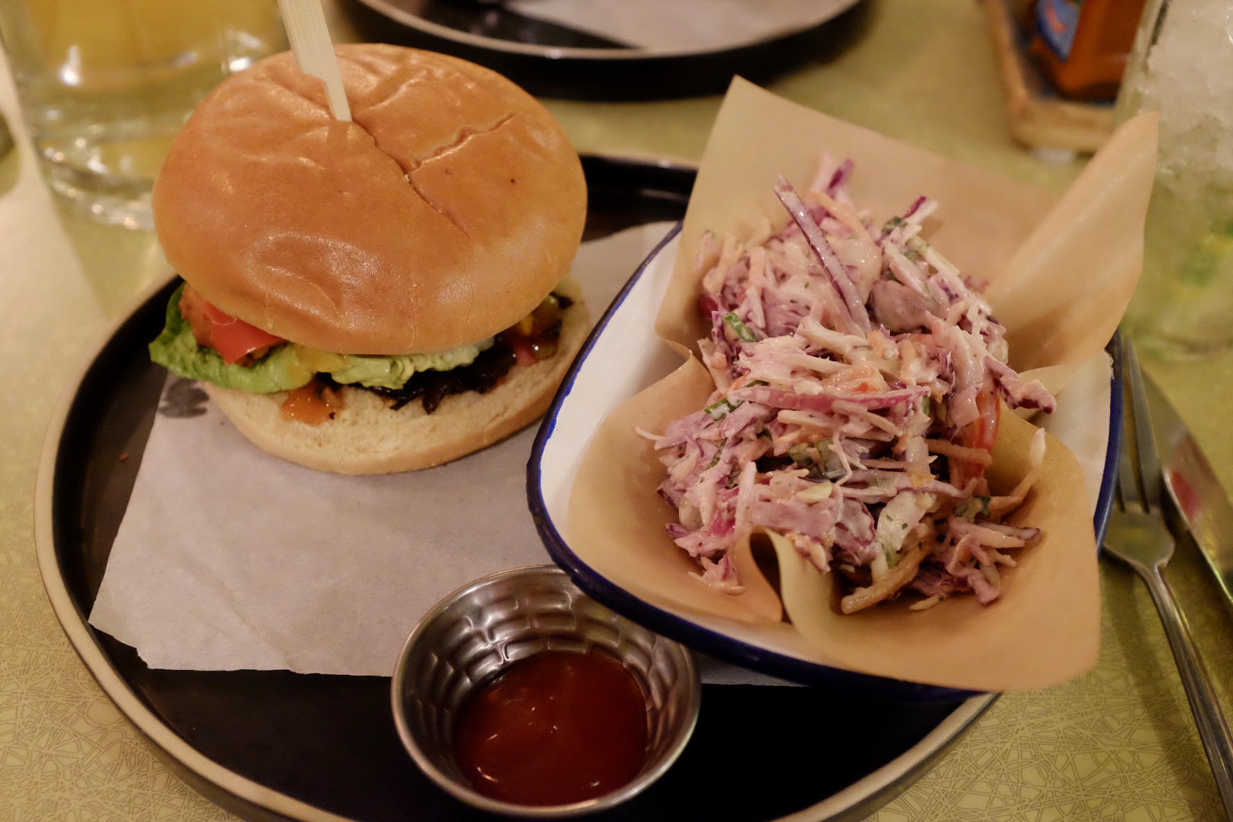 Turtle Bay Vegan Menu - REVIEW | AD - Run Jump Scrap!