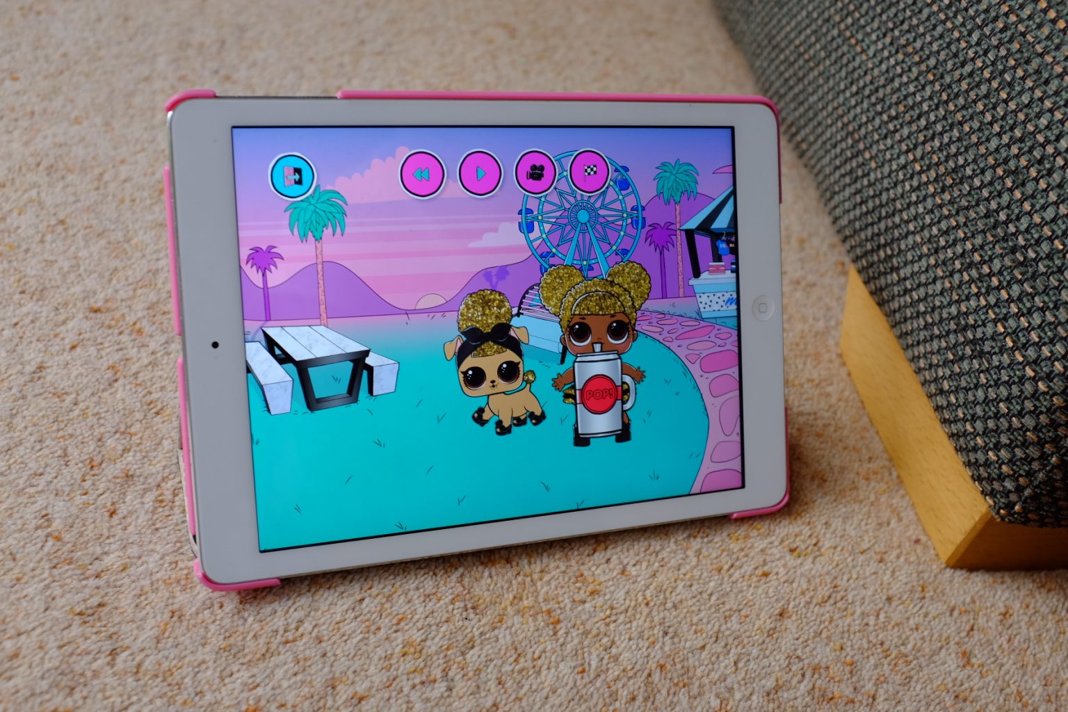 LOL Surprise! Movie Maker App - REVIEW | AD - Run Jump Scrap!