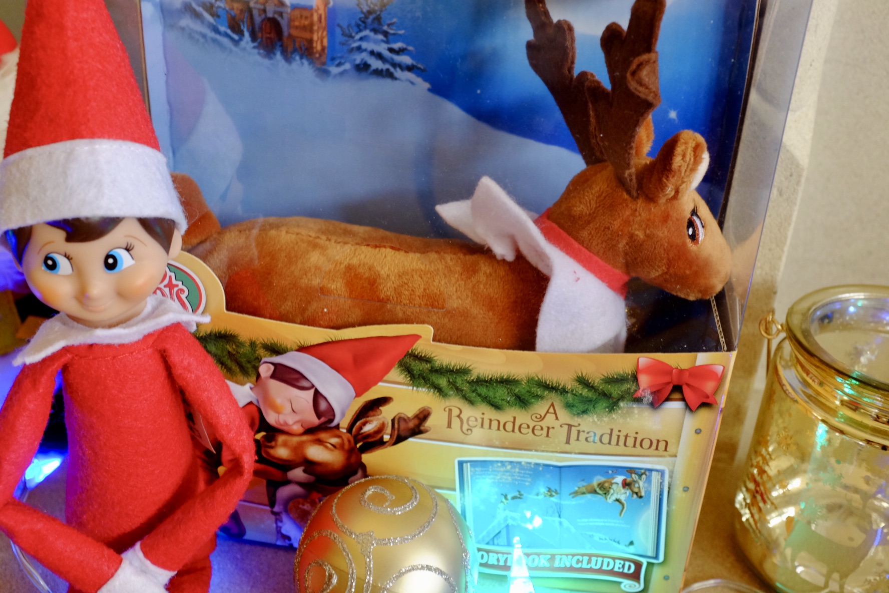 Elf Arrival Ideas for December 1st with Elf on the Shelf