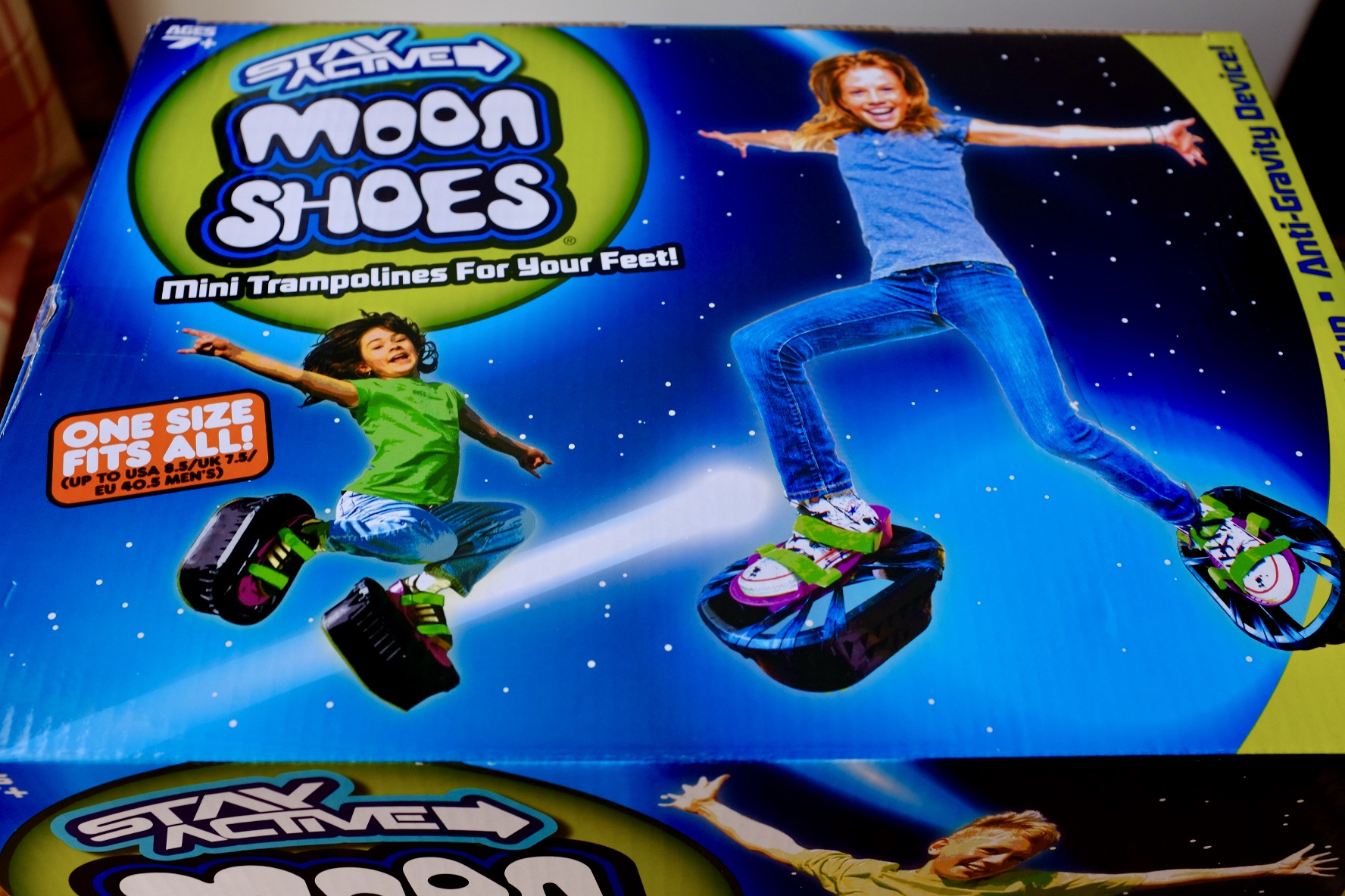 Moon Shoes - REVIEW | AD - Run Jump Scrap!