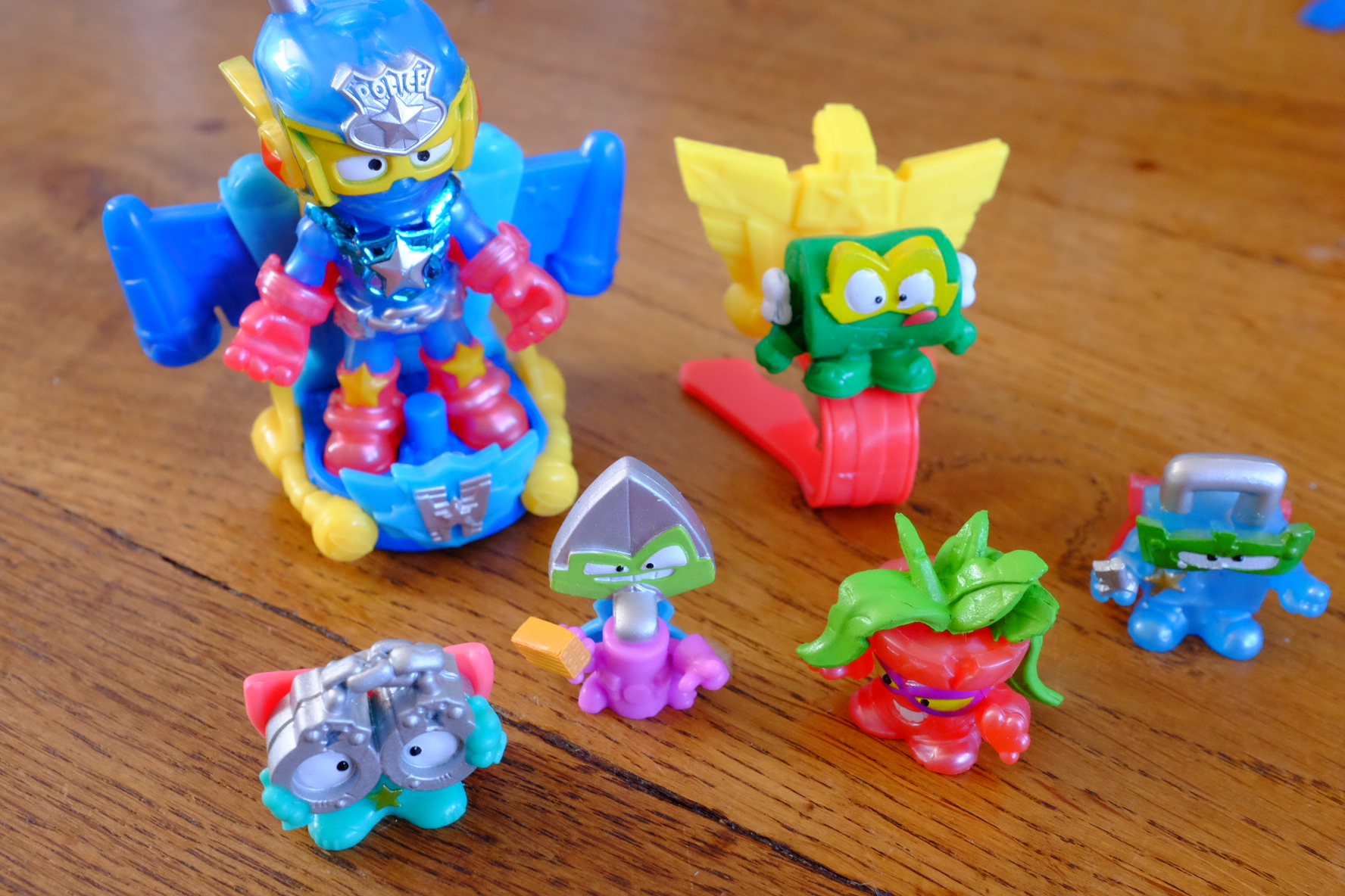 SuperThings Rescue Force Series - REVIEW | AD - Run Jump Scrap!